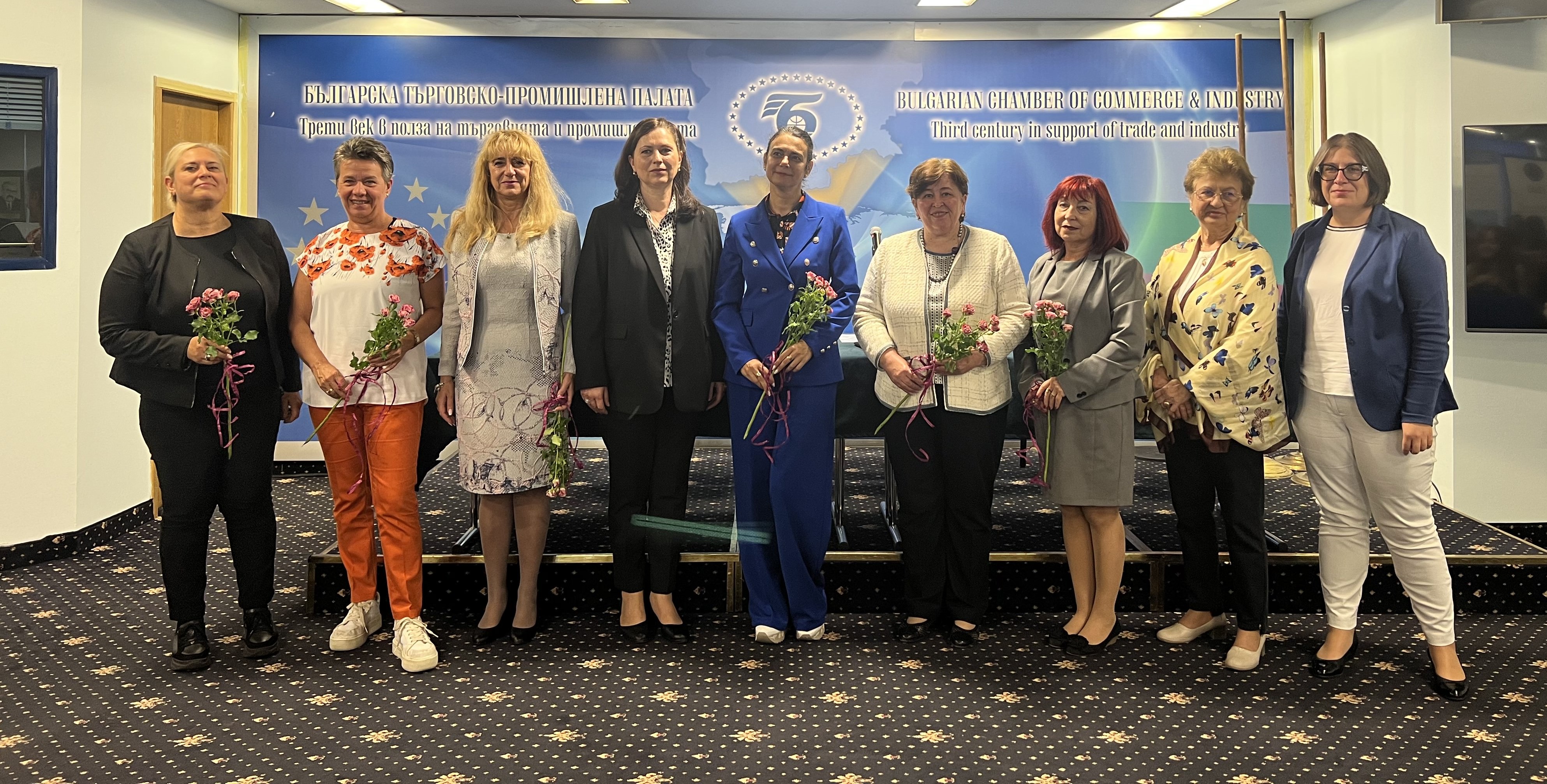 УНСС Наши преподаватели ще бъдат лектори по новия иновативен учебен предмет „Дизайн на бизнеса